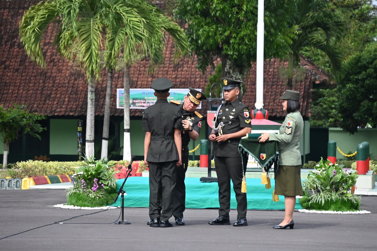 102 Siswa Secaba Rindam Brawijaya Resmi Dilantik Prajurit TNI-AD ...